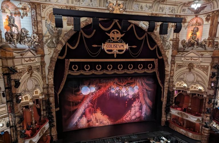 What is a Proscenium Arch Stage? | SeatPlan