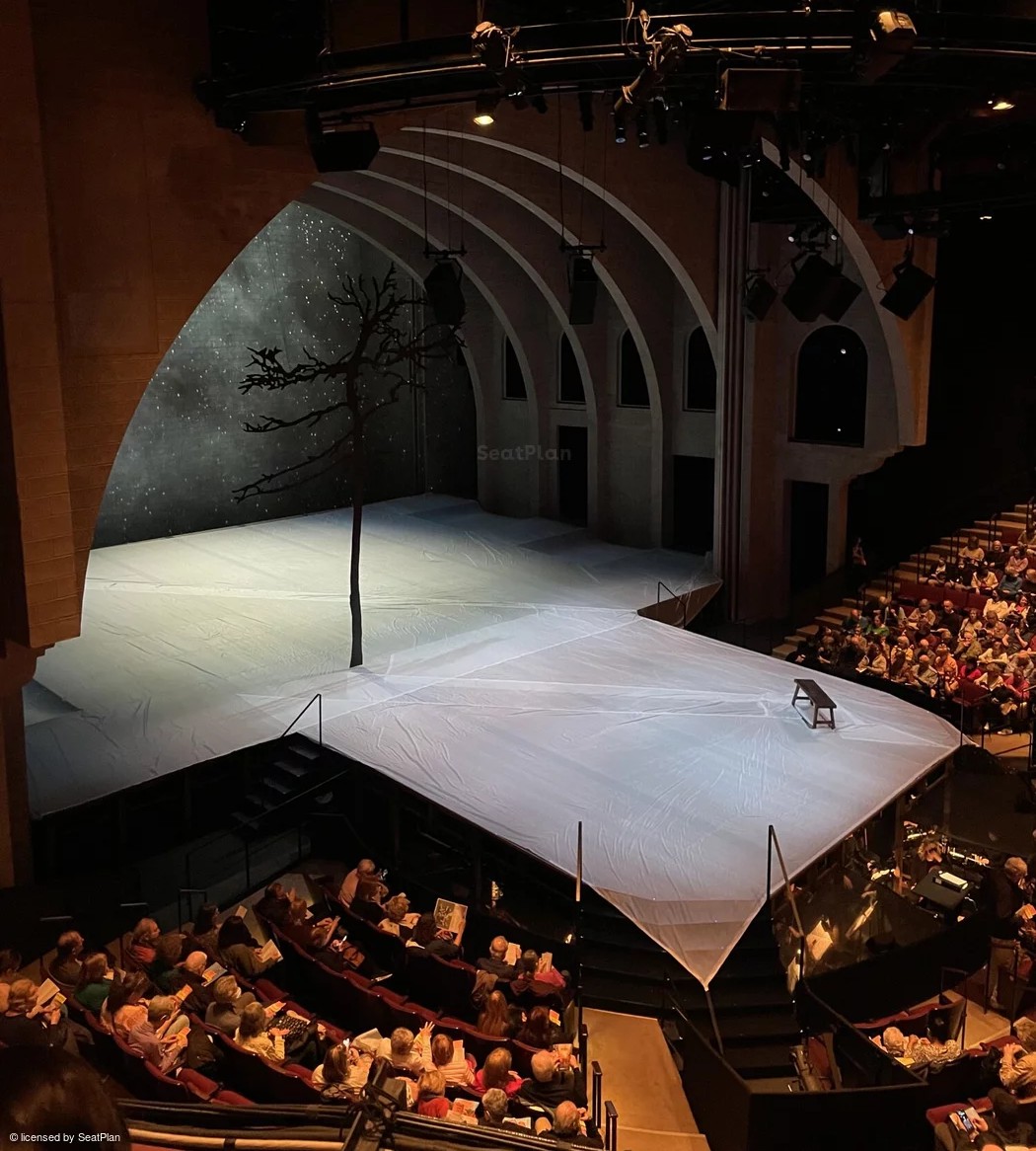 What is a Thrust Stage? | SeatPlan